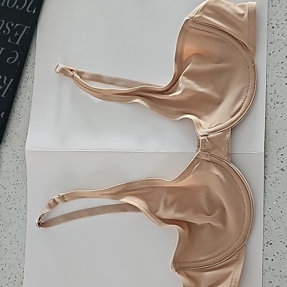 Victoria's Secret | Intimates & Sleepwear | Second Skin Seamless Uw ...